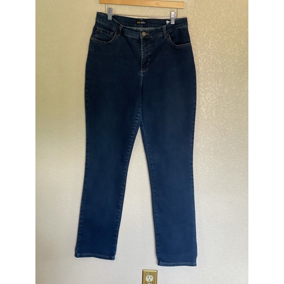 Lee | Jeans | Lee Classic Fit Straight Leg | Poshmark
